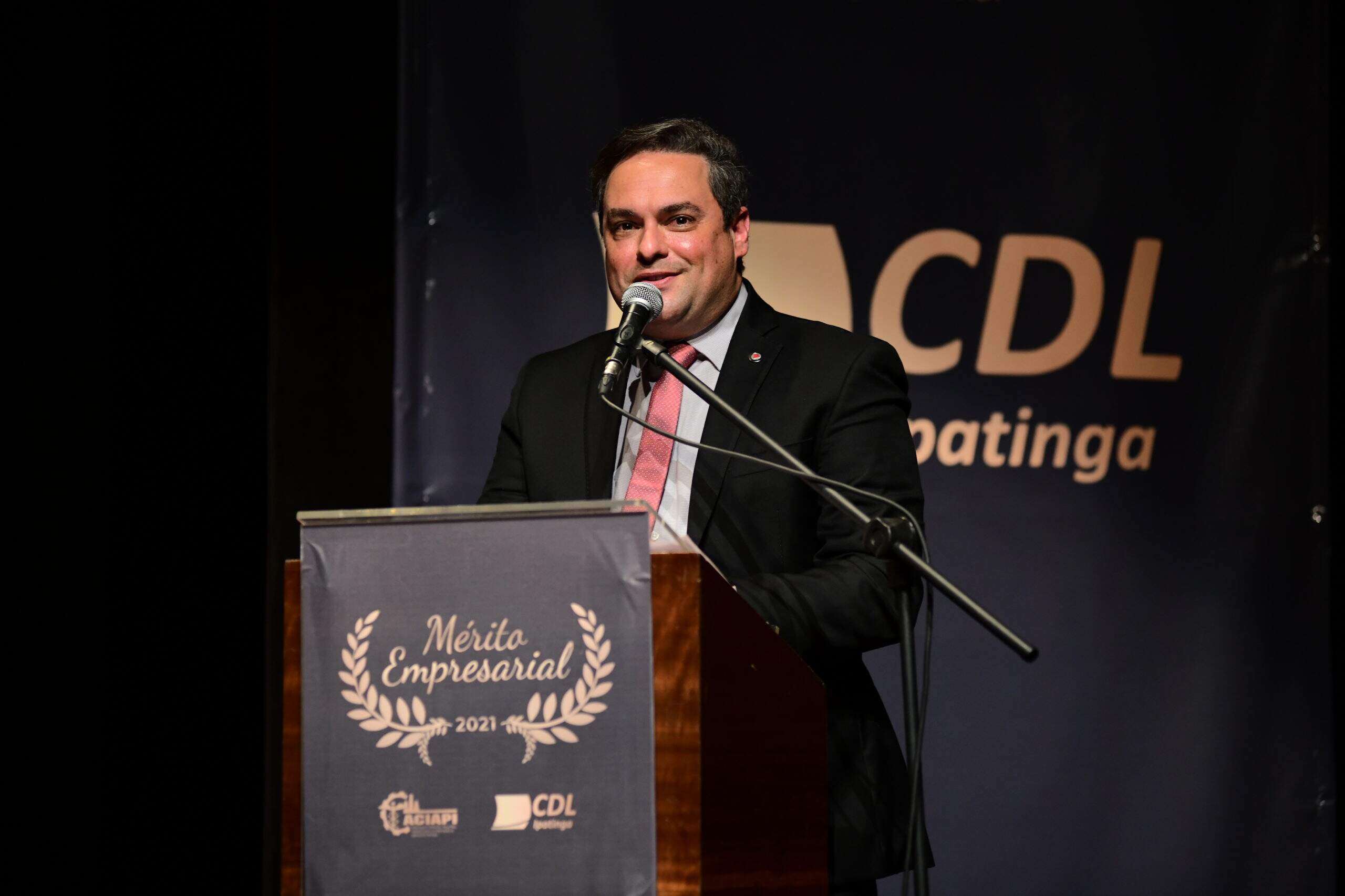 Aciapi e CDL de Ipatinga homenageiam Destaques do Ano 2021 - Aciapi e CDL de Ipatinga